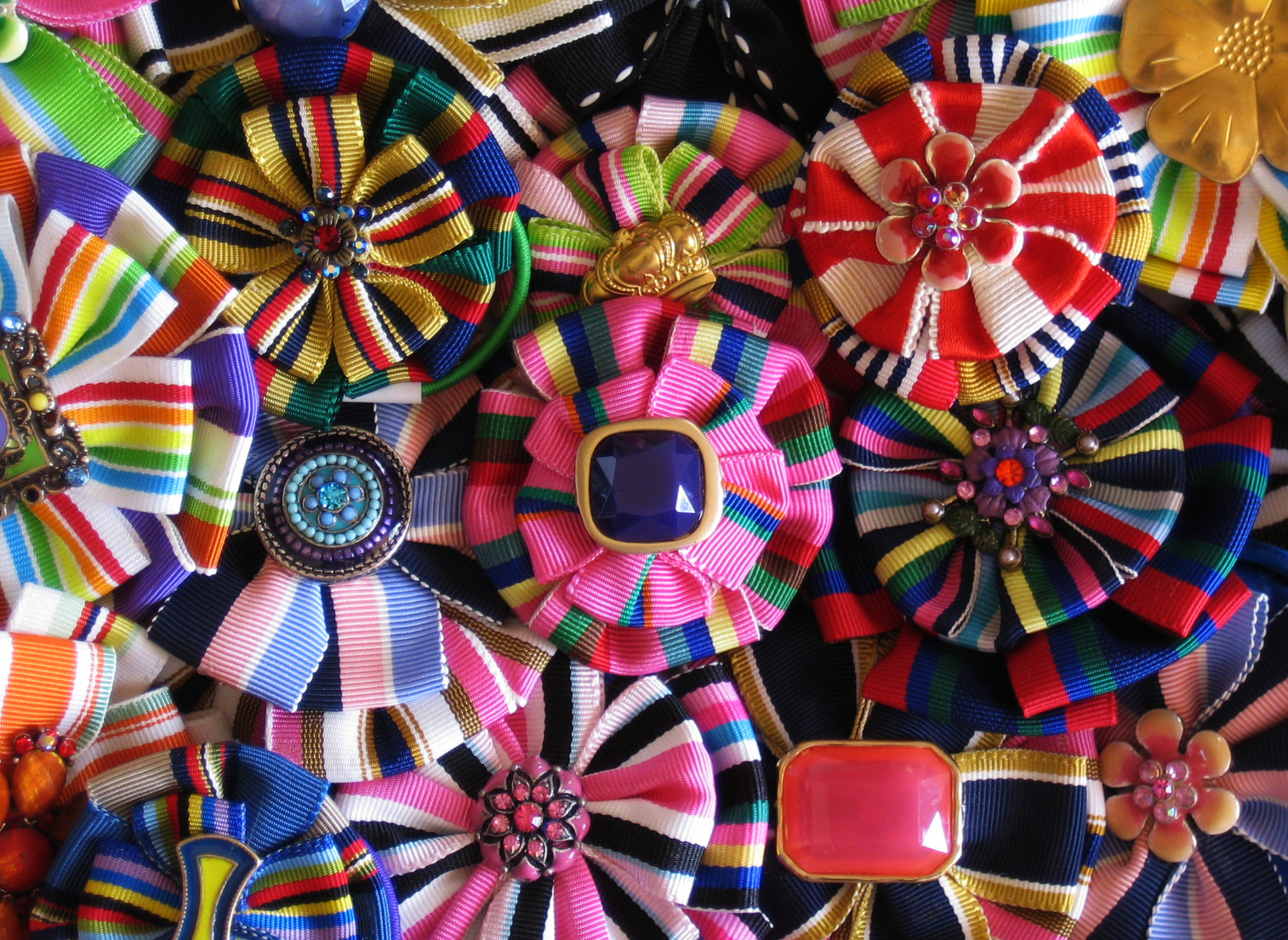 Stacked Ribbon Bows Brooches and Pony Tail Holders - Pinky Schooner